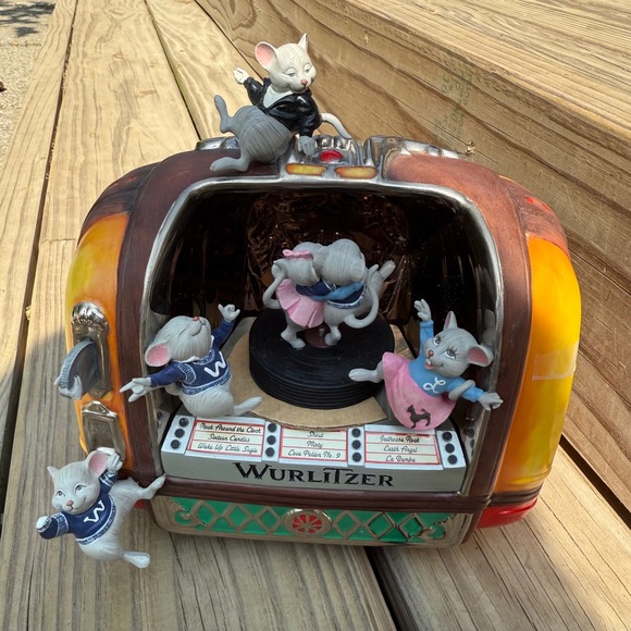 TFM | Accents | Vintage Jukebox Jamboree Fine Porcelain Music Box Mice ...